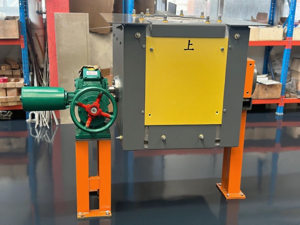 Induction melting furnace UI-0.1T-100KW - Shandong Huaxin IndustriaI ...