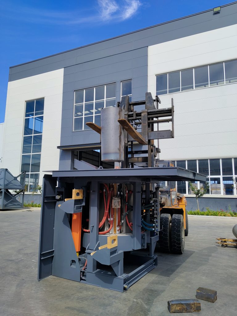 Shipment of 1 ton steel shell melting furnace ordered by Bangladesh ...